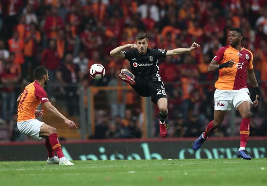 Galatasarays Ryan Donk R Younes Belhanda Editorial Stock Photo - Stock ...