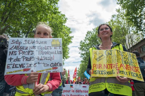 Public Service Demonstration Place Denfert Rochereau Editorial Stock ...