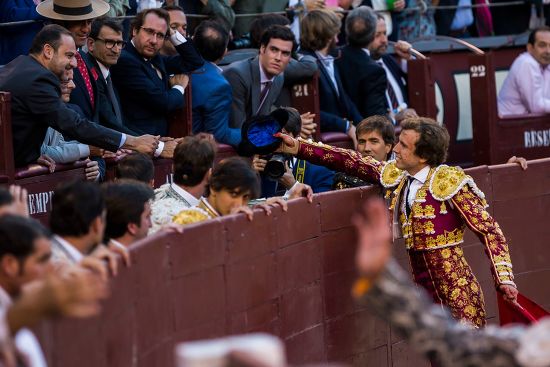 Bullfighter Roman Dedicates Death Bull Abalos Editorial Stock Photo ...