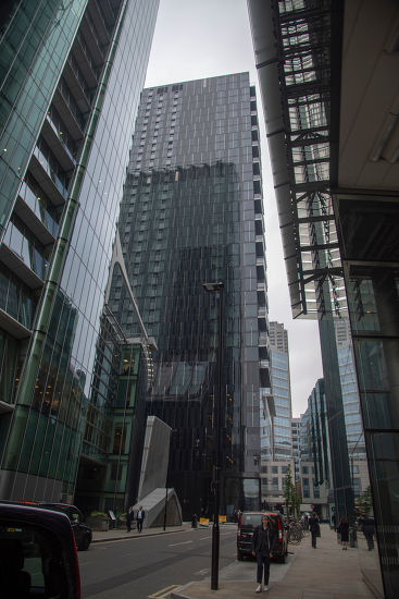 Heron Building Centremoorgate London Where 22 Editorial Stock Photo ...