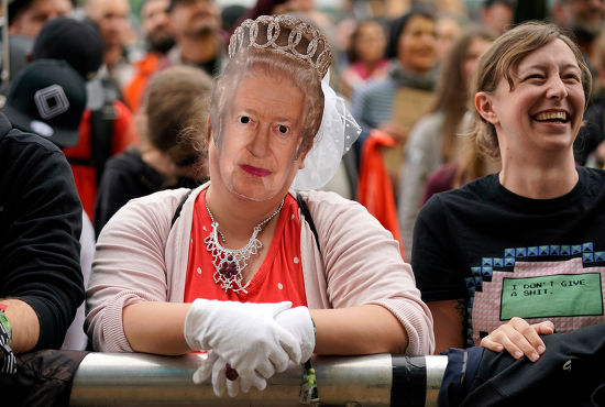 Festivalgoer Wears Queen Elizabeth Face Mask Editorial Stock Photo ...