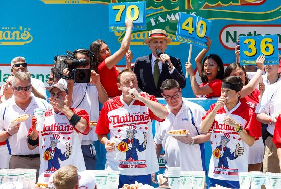 Competitive Eaters George Chiger L Joey Editorial Stock Photo - Stock ...