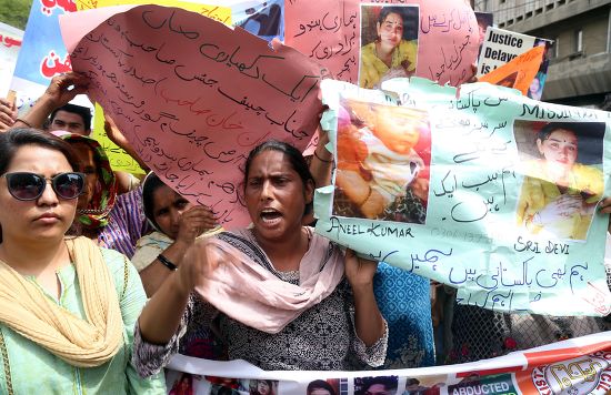 Hindu Minority Shout Slogans Against Kidnapping Editorial Stock Photo ...