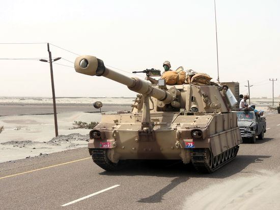 Uae Troops Ride M109 Howitzer Tank Editorial Stock Photo - Stock Image ...
