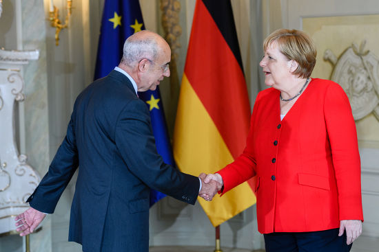 German Chancellor Angela Merkel R Shakes Editorial Stock Photo - Stock ...