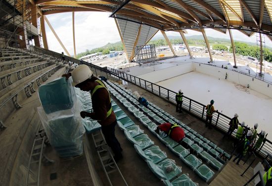 Filipino Laborers Install Stadium Seating They Editorial Stock Photo ...