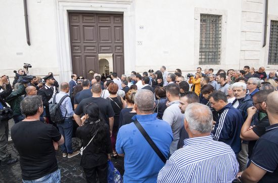 People Arrive Pay Respect Chapel Where Editorial Stock Photo - Stock ...