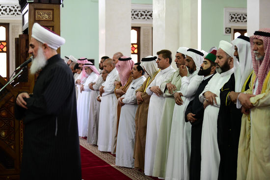 Iraqi Sunni Muslims Pray During Festival Editorial Stock Photo - Stock ...