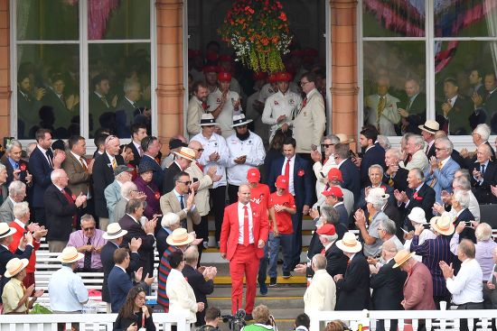 Andrew Strauss Childen Receive Guard Honour Editorial Stock Photo ...