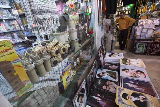 Iranmade Wartoys Shop Window Iranian Man Editorial Stock Photo - Stock ...