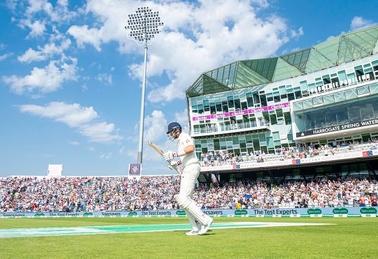 Englands Joe Root Come Out Bat Editorial Stock Photo - Stock Image ...