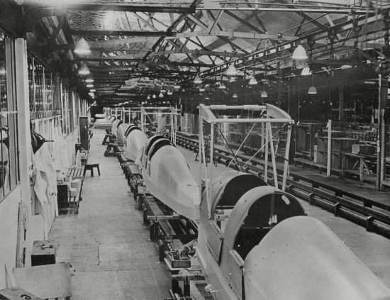 Wwii Britain Munitions Aircraft Production De Editorial Stock Photo ...