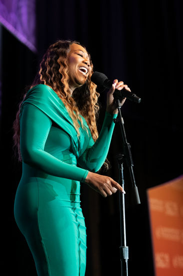 Yolanda Adams Performs Prayer Breakfast Alc Editorial Stock Photo ...