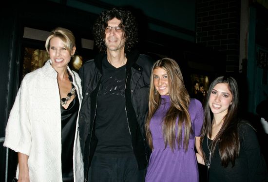 Beth Ostrosky Howard Stern His Daughters Editorial Stock Photo - Stock ...
