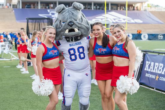 Louisiana Tech Bulldogs Mascot Champ Poses Editorial Stock Photo ...