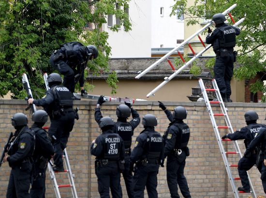 Police Officers Climb Over Cemetery Wall Editorial Stock Photo - Stock ...
