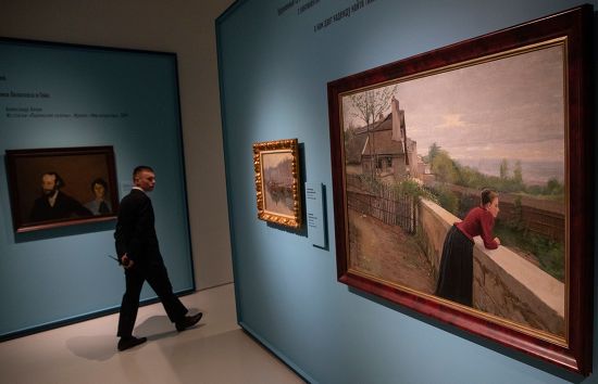 Security Guard Walks By Paintings Charles Editorial Stock Photo - Stock ...