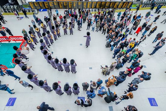 Band Grenadier Guards Entertains Commuters Fundraisers Editorial Stock ...
