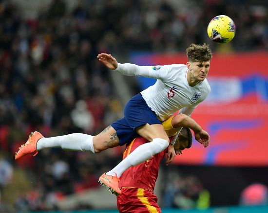 John Stones England Aerial Challenge Fatos Editorial Stock Photo ...