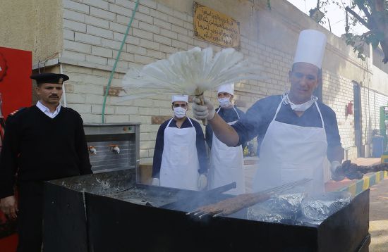 Egyptian Inmates Cook Inside Tora Prison Editorial Stock Photo - Stock ...
