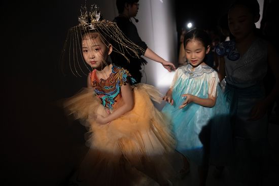 Chinese Child Model Chen Ruoxi L Editorial Stock Photo - Stock Image ...
