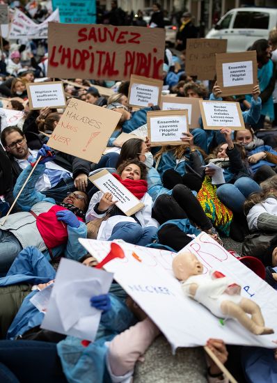 Hospital Personnel Stage Diein During Protest Editorial Stock Photo ...