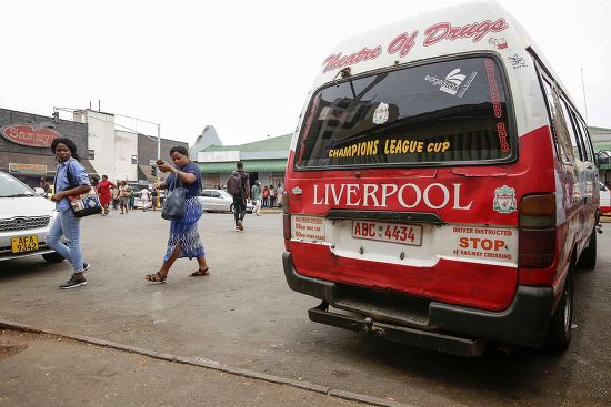 Commuters Disembark Minibus Taxi Harare Zimbabwe Editorial Stock Photo ...