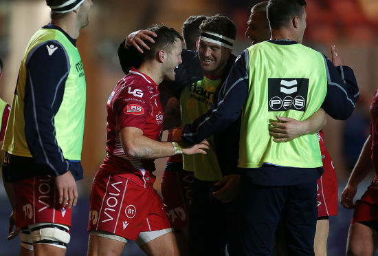 Steff Hughes Scarlets Celebrates Scoring Try Editorial Stock Photo ...