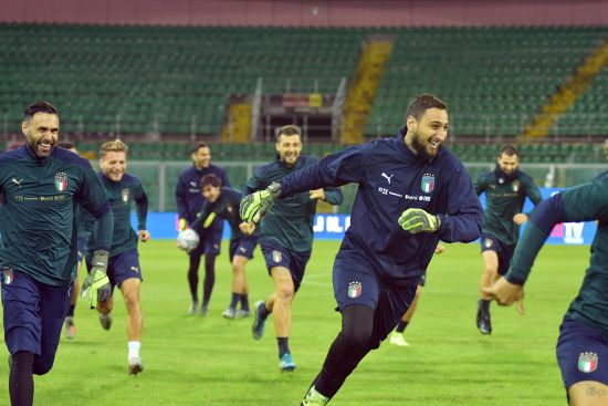 Italian Goalkeepers Salvatore Sirigu L Gianluigi Editorial Stock Photo ...