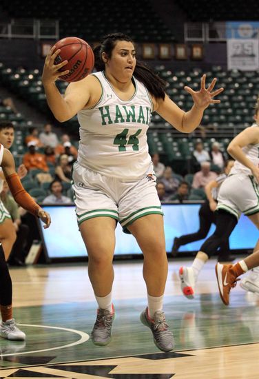Hawaii Rainbow Wahine Center Barbara Rangel Editorial Stock Photo ...