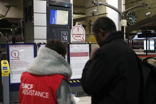 Commuter Speaks Sncf Assistance Employee Near Editorial Stock Photo ...
