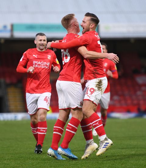 Doyle Swindon Town Celebrates Jordan Lyden Editorial Stock Photo ...