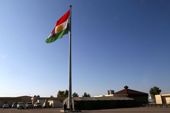 Kurdish Peshmerga Soldiers Hoist Kurdish Flag Editorial Stock Photo ...