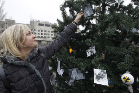 Former Resident Pripyat Dasha Dudarenko Decorates Editorial Stock Photo ...