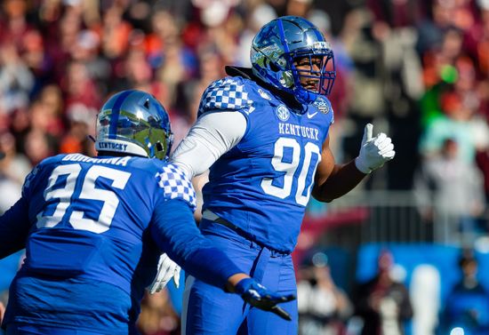 Kentucky Wildcats Defensive End Tj Carter Editorial Stock Photo - Stock ...