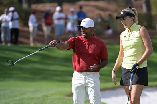 Actor Alfonso Ribeiro Left Lexi Thompson Editorial Stock Photo - Stock ...