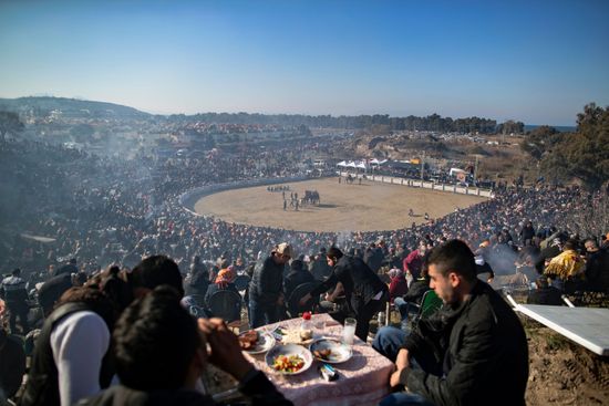 Visitors Have Picnic They Watch Fight Editorial Stock Photo - Stock ...