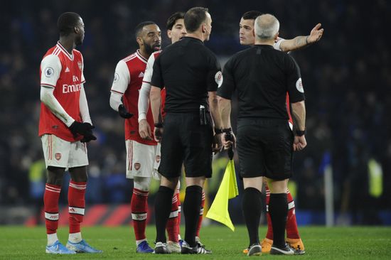 Arsenal Players Surround Ref Stuart Attwell Editorial Stock Photo ...