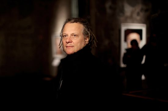 Portrait Photographer Martin Schoeller Poses During Editorial Stock ...