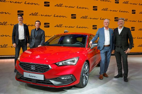 Lr Spanish Car Maker Seats Executive Editorial Stock Photo - Stock ...