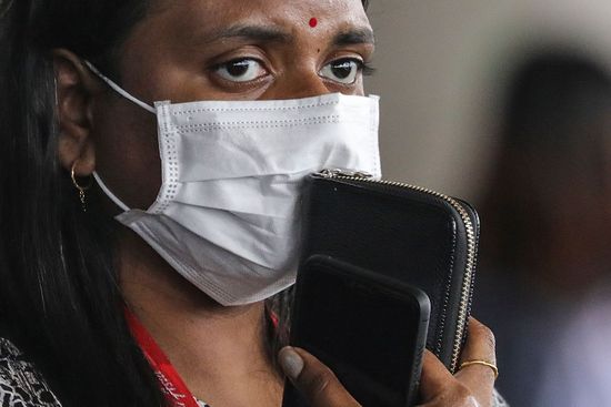 Woman Wears Mask Kuala Lumpur International Editorial Stock Photo ...