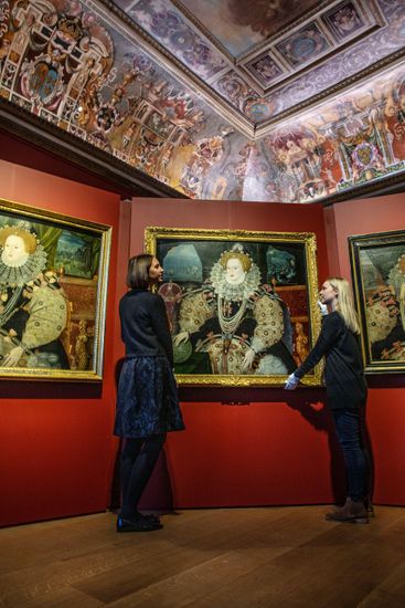 Curator Allison Goudie Admires Three Portraits Editorial Stock Photo ...