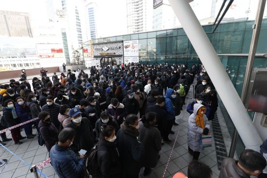 South Korean People Form Long Queue Editorial Stock Photo - Stock Image ...