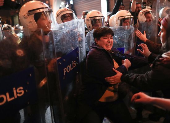 Thousands Women Shout Slogans They Clash Editorial Stock Photo - Stock ...