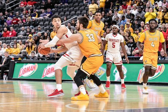 Valparaiso Crusaders Forward John Kiser 33 Editorial Stock Photo ...