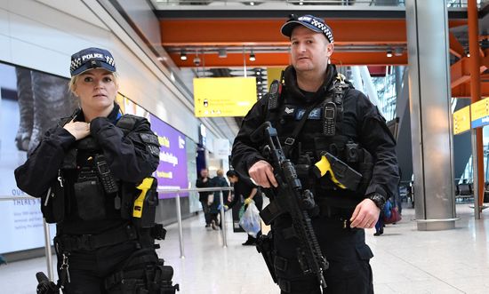 Armed Police Patrol Heathrow Airport London Editorial Stock Photo ...