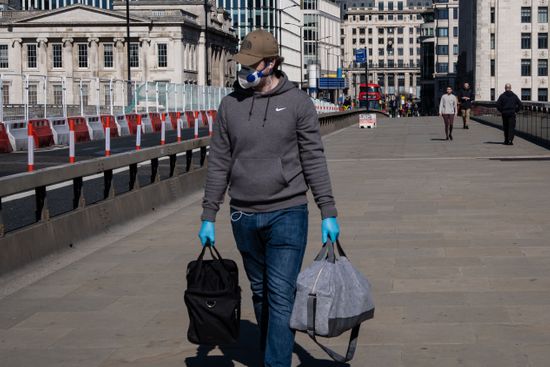 Man Wears Mask On London Bridge Editorial Stock Photo - Stock Image ...