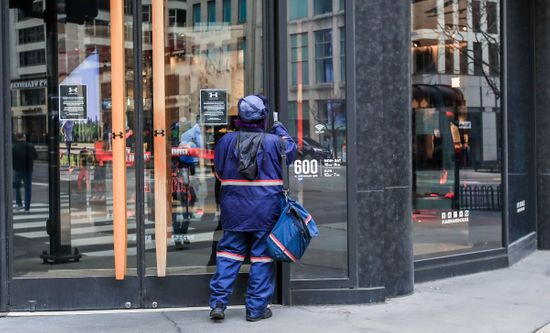 Us Postal Worker Attempts Slip Mail Editorial Stock Photo - Stock Image ...