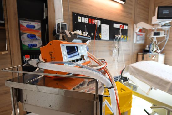 Portable Oxygen Respirator Covid19 Isolation Room Editorial Stock Photo ...