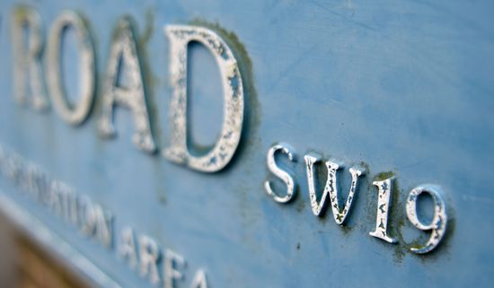 Road Sign Wimbledon Sw19 London Britainn Editorial Stock Photo - Stock ...